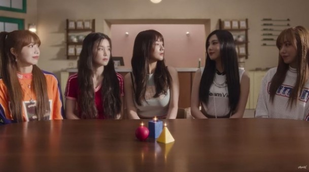 Apink主打歌《DND》MV公開！充滿活力的表演&希望的訊息備受關注 - SeoulSunday.com