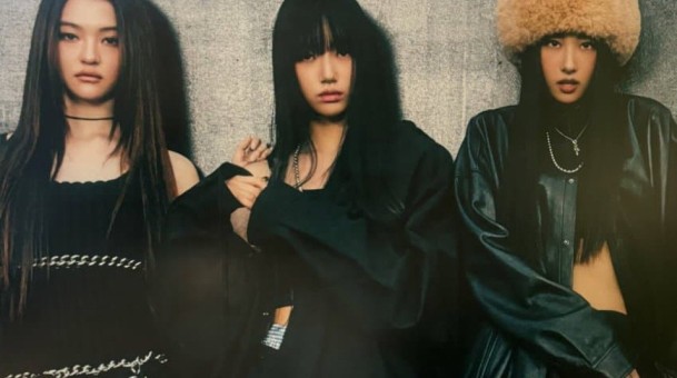 Meovv全員曝光引發9月出道期待 - SeoulSunday.com