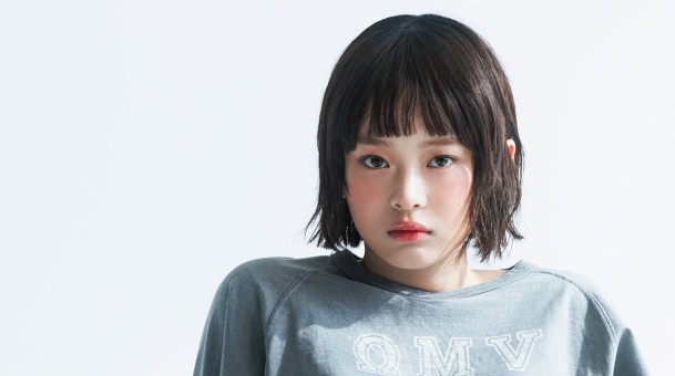 ADOR表示「目前正在準備更新Hanni的簽證」 - SeoulSunday.com